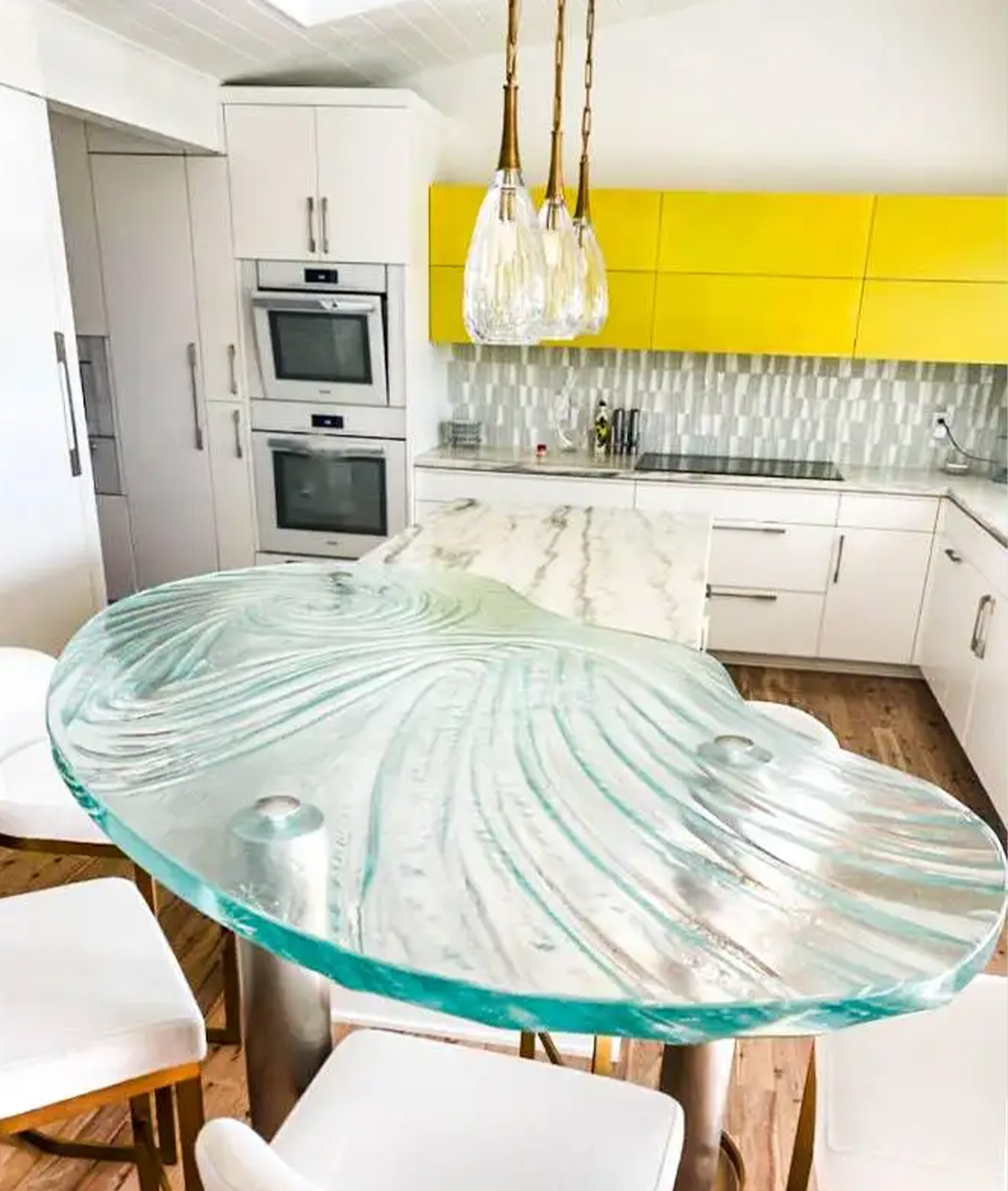 Custom Glass Tables & Countertops in Ontario | Clear Vision Glass